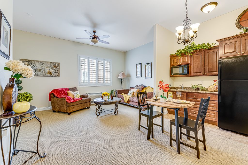 San Martin Senior Living (UPDATED) - Get Pricing & See 11 Photos in Las ...
