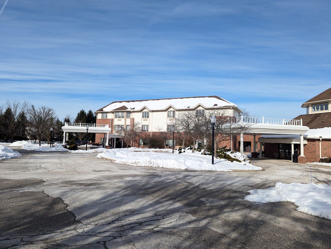 Solon Pointe At Emerald Ridge (UPDATED) - Get Pricing & See 9 Photos in ...