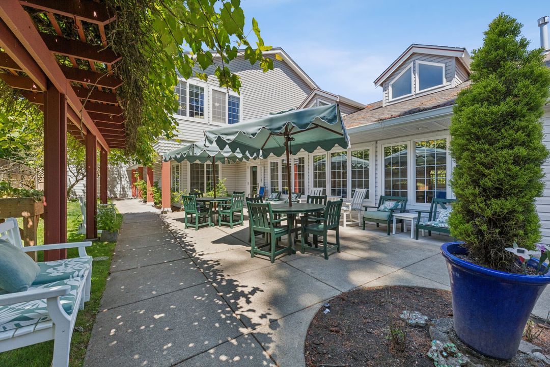 The Terrace at Beverly Lake by Cogir (UPDATED) - Get Pricing, See 35 ...
