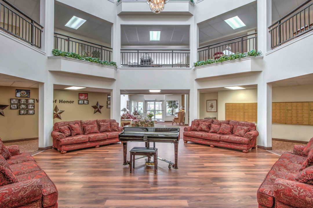 Holiday Thornton Place (UPDATED) - Get Pricing, See 30 Photos & See ...