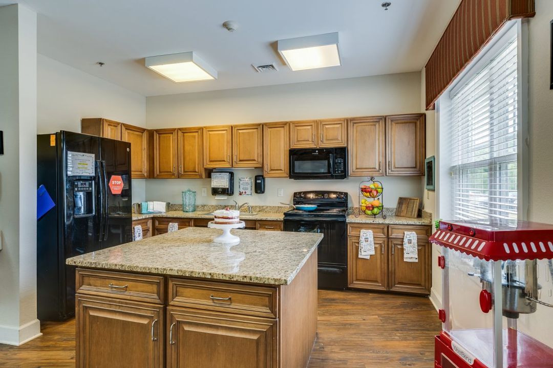 Chatham Ridge Assisted Living (UPDATED) - Get Pricing, See 33 Photos ...