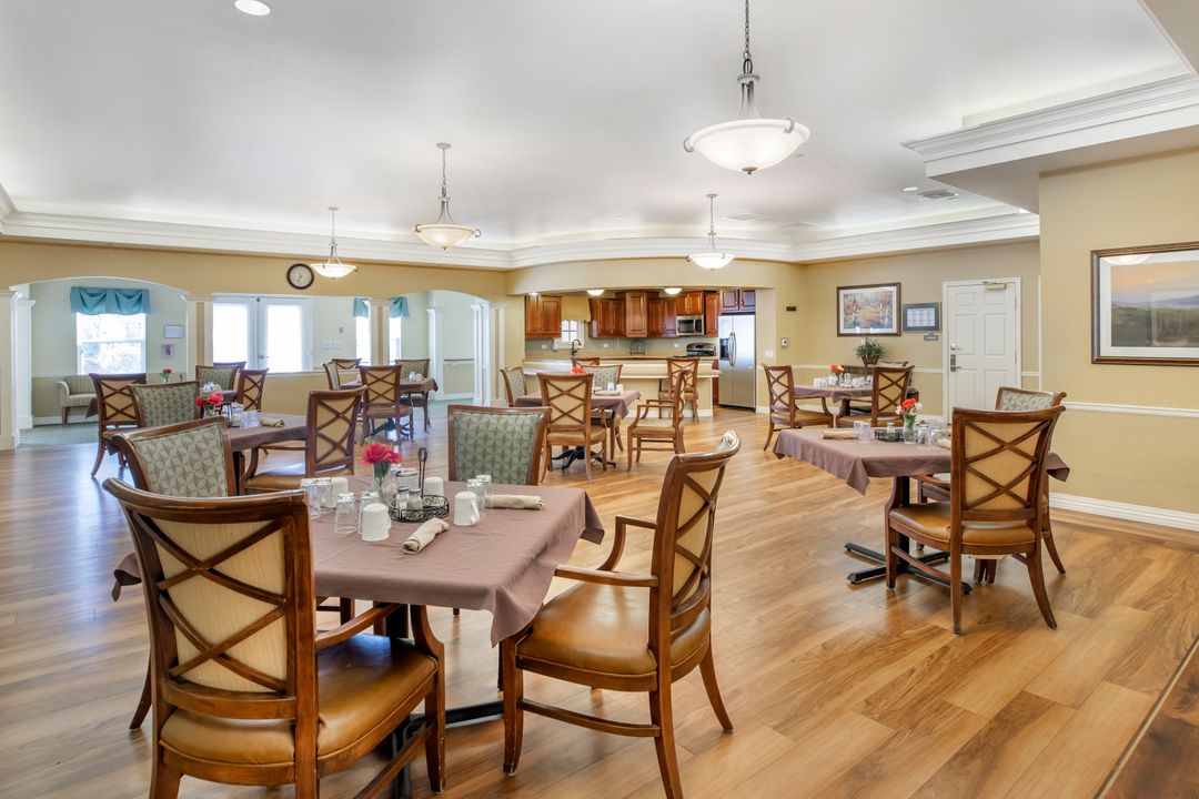 Brookdale Mariana Butte (UPDATED) - Get Pricing, See 12 Photos & See ...