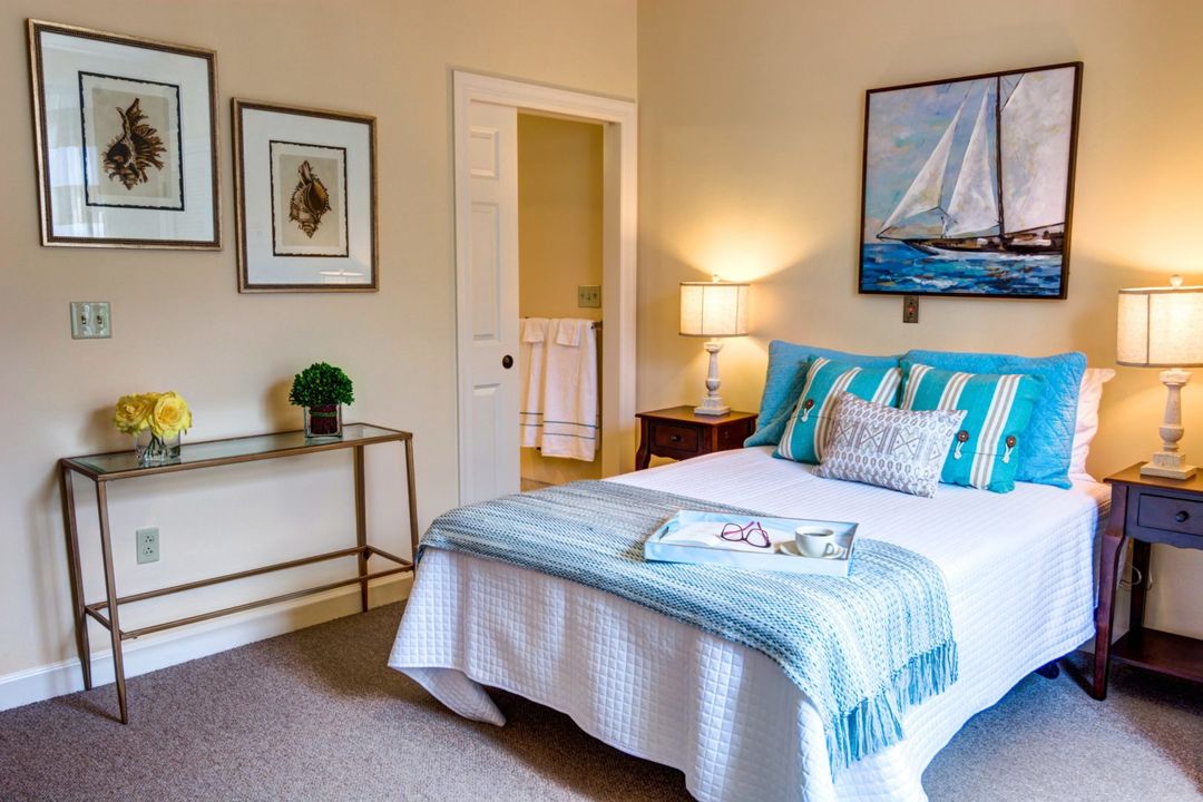Symphony Manor (UPDATED) - Get Pricing & See 13 Photos in Baltimore, MD
