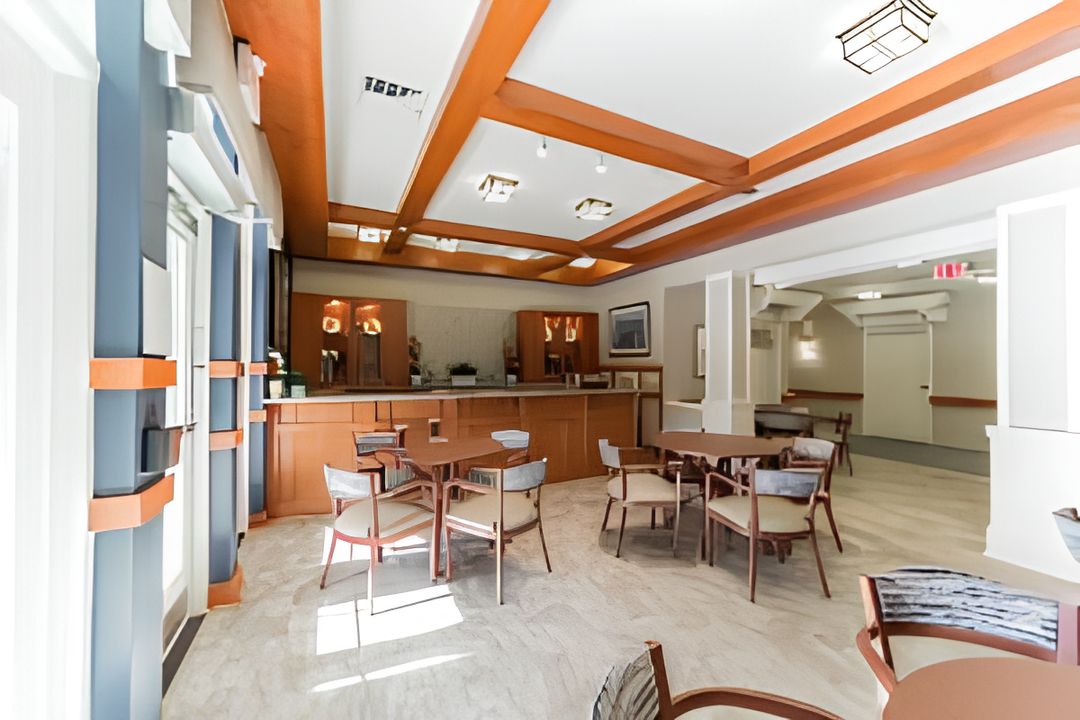 Spring Mill Senior Living (UPDATED) - Get Pricing, See 58 Photos & See ...