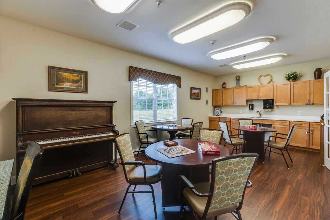 Forest Ridge (UPDATED) - Get Pricing, See 20 Photos & See Floor Plans ...
