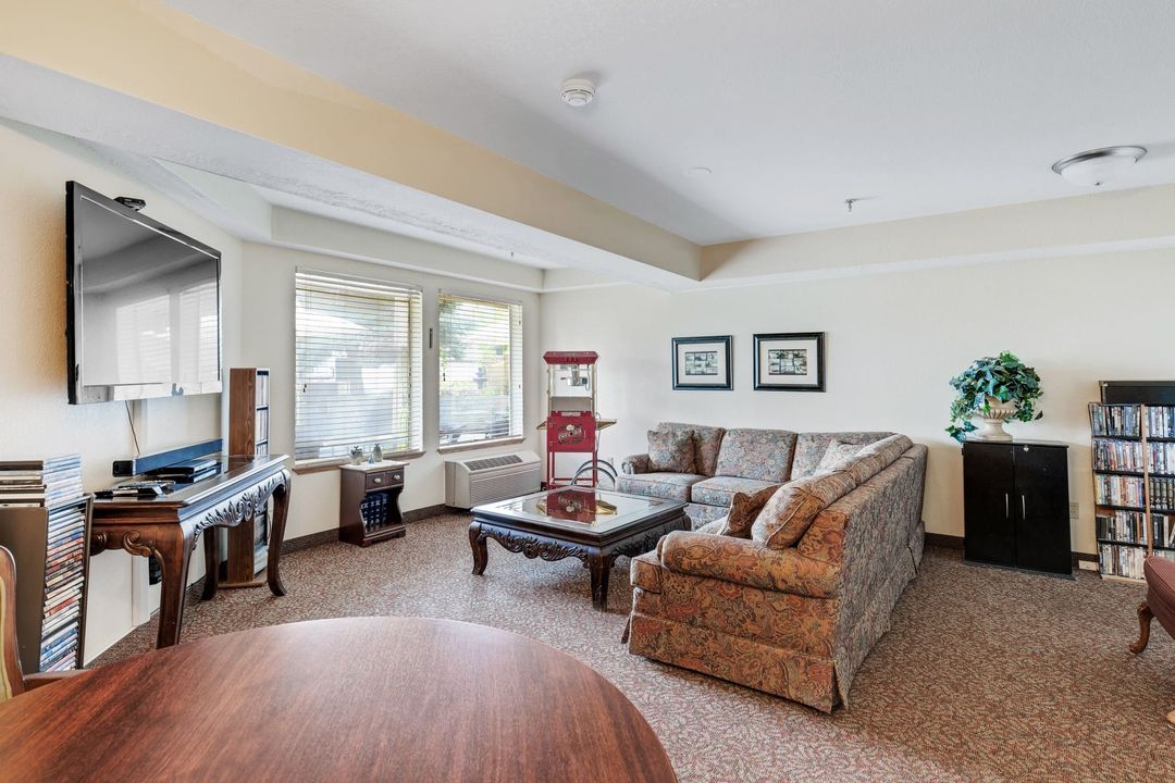 Holiday Blair House (UPDATED) - Get Pricing, See 43 Photos, Read ...