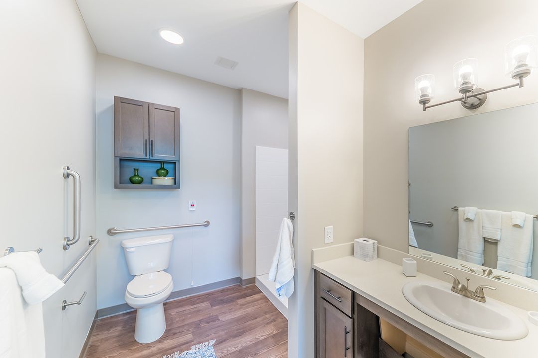 Alexander IV Senior Living (UPDATED) - Get Pricing, See 26 Photos ...