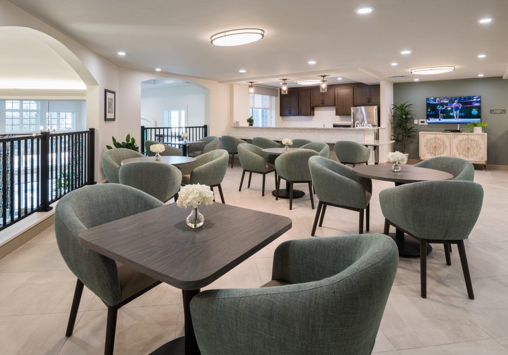Charter Senior Living of Brookfield (UPDATED) - Get Pricing, See 20 ...