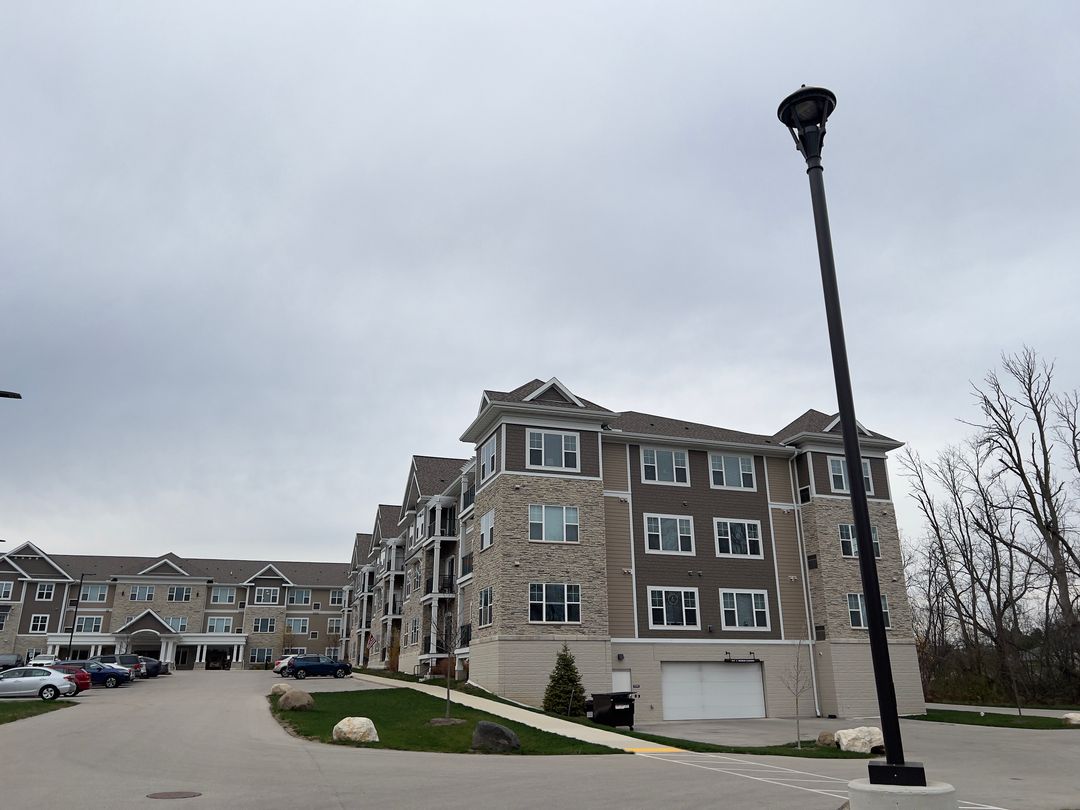 The Waters of Pewaukee (UPDATED) - Get Pricing, See 30 Photos & See ...