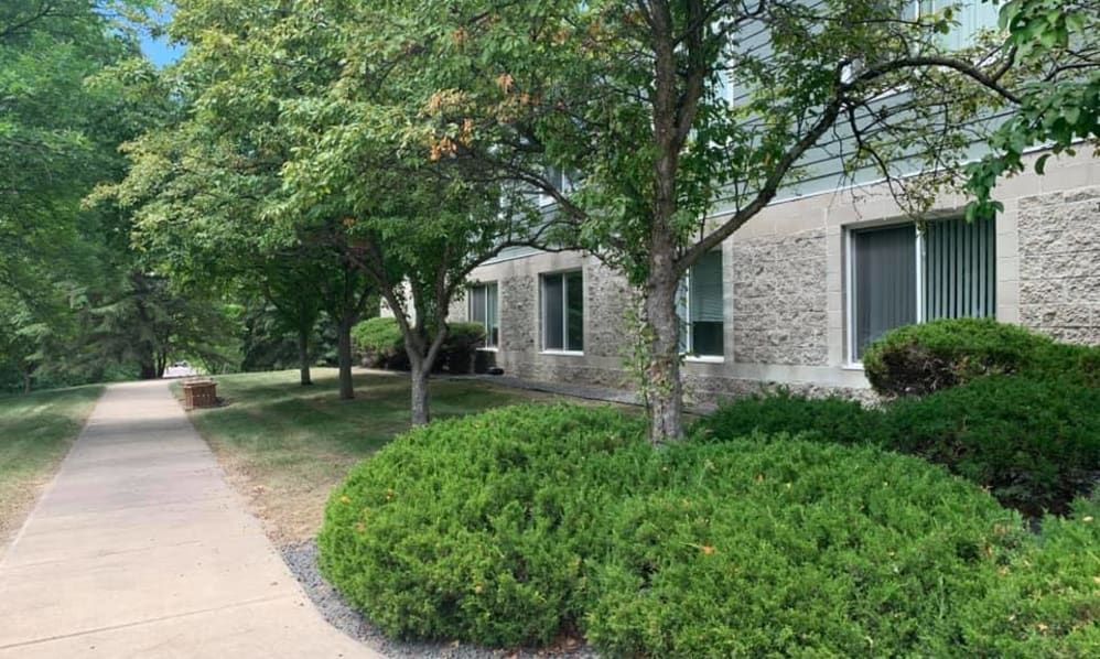 Landings Of Minnetonka (UPDATED) - Get Pricing & See 10 Photos in ...