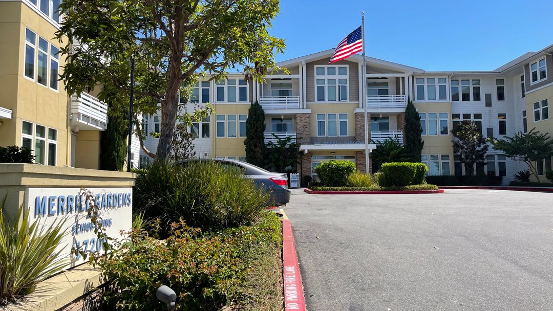 Merrill Gardens At Huntington Beach