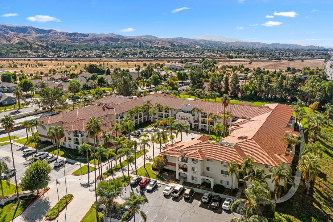 Mission Commons (UPDATED) - Get Pricing & See 51 Photos in Redlands, CA