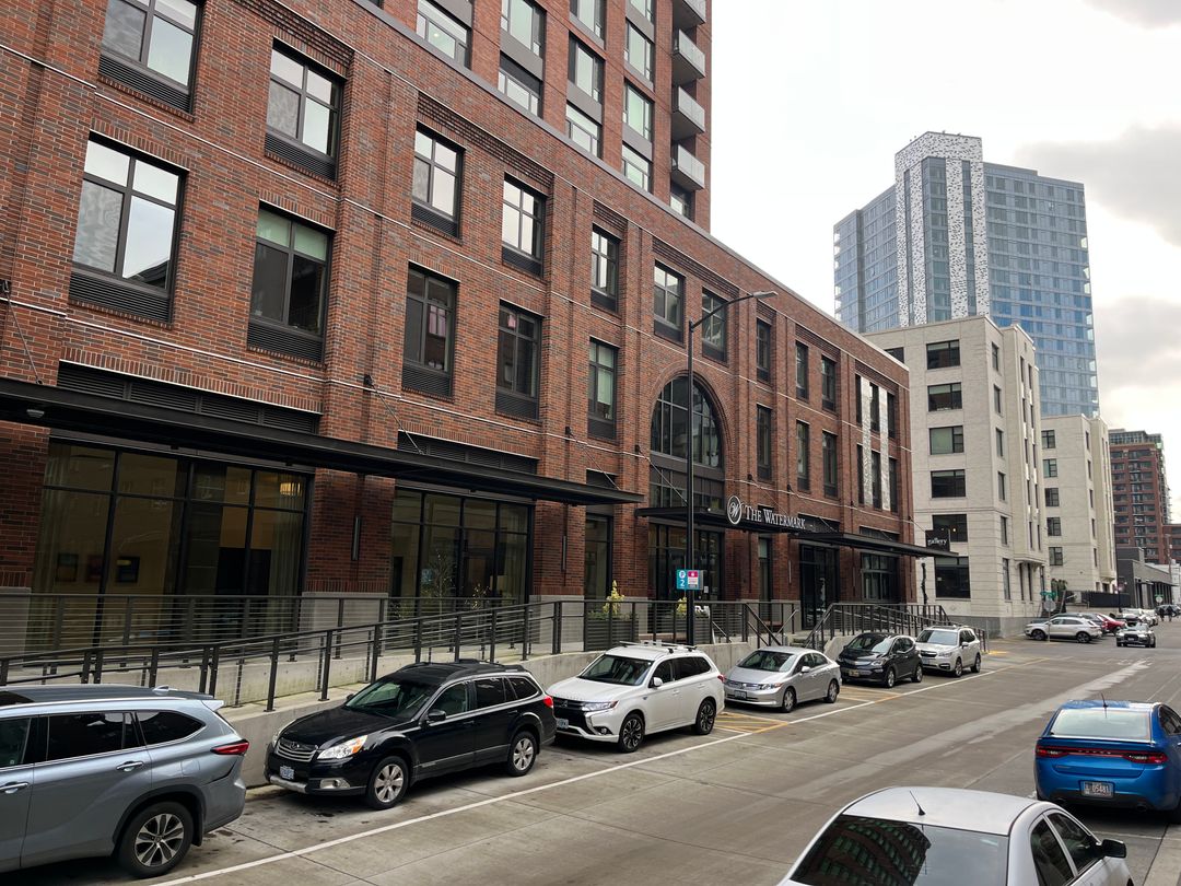 The Watermark At The Pearl - Get Pricing, See 8 Photos, Read Reviews ...