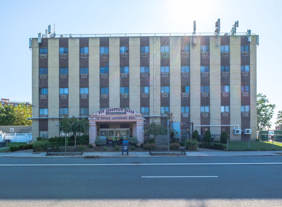 New Broadview Manor (UPDATED) - Get Pricing & See 4 Photos in Staten ...