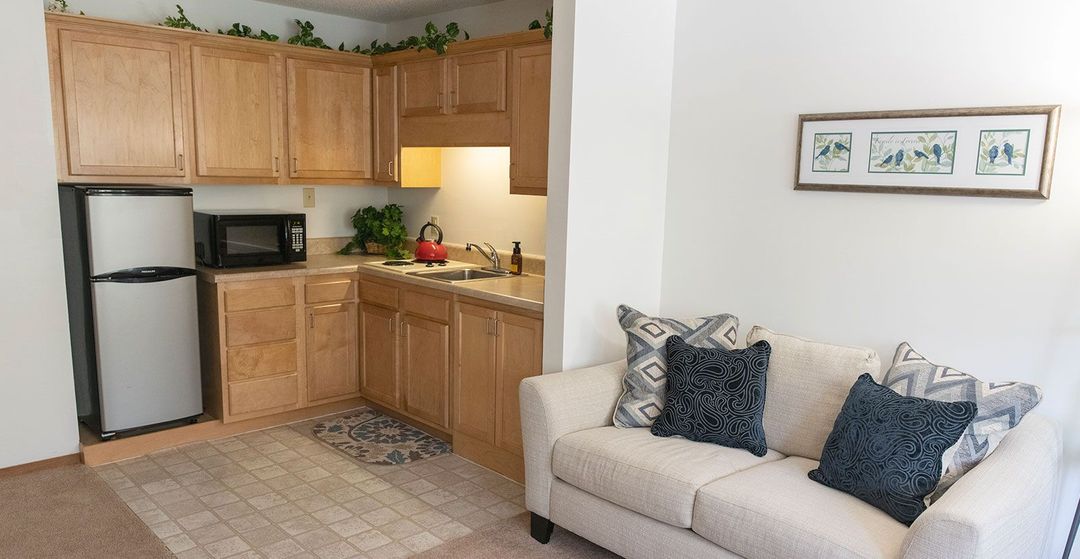Holiday Forsyth Court (UPDATED) - Get Pricing, See 9 Photos & Read ...