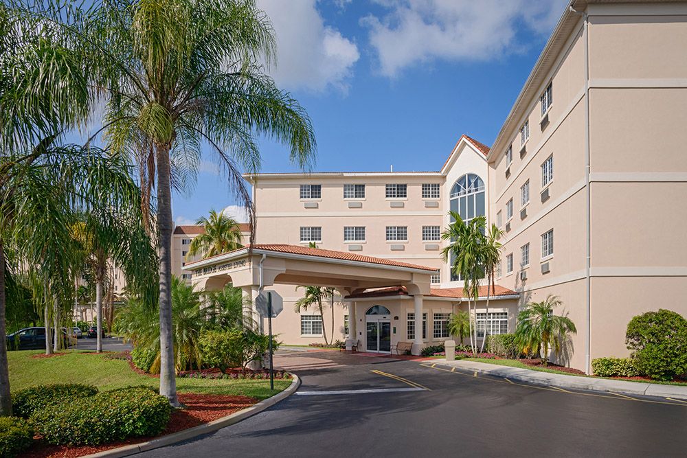 Garden Plaza at Inverrary (UPDATED) - Get Pricing, See 13 Photos & See ...