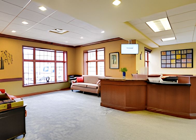 Covenant Living Of The Great Lakes (UPDATED) - Get Pricing & See 8 ...