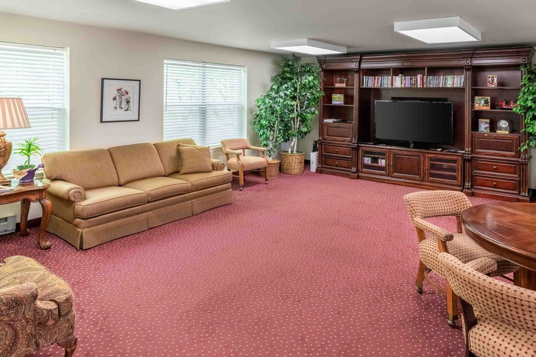 Holiday Devonshire Estates (UPDATED) - Get Pricing, See 43 Photos & See ...