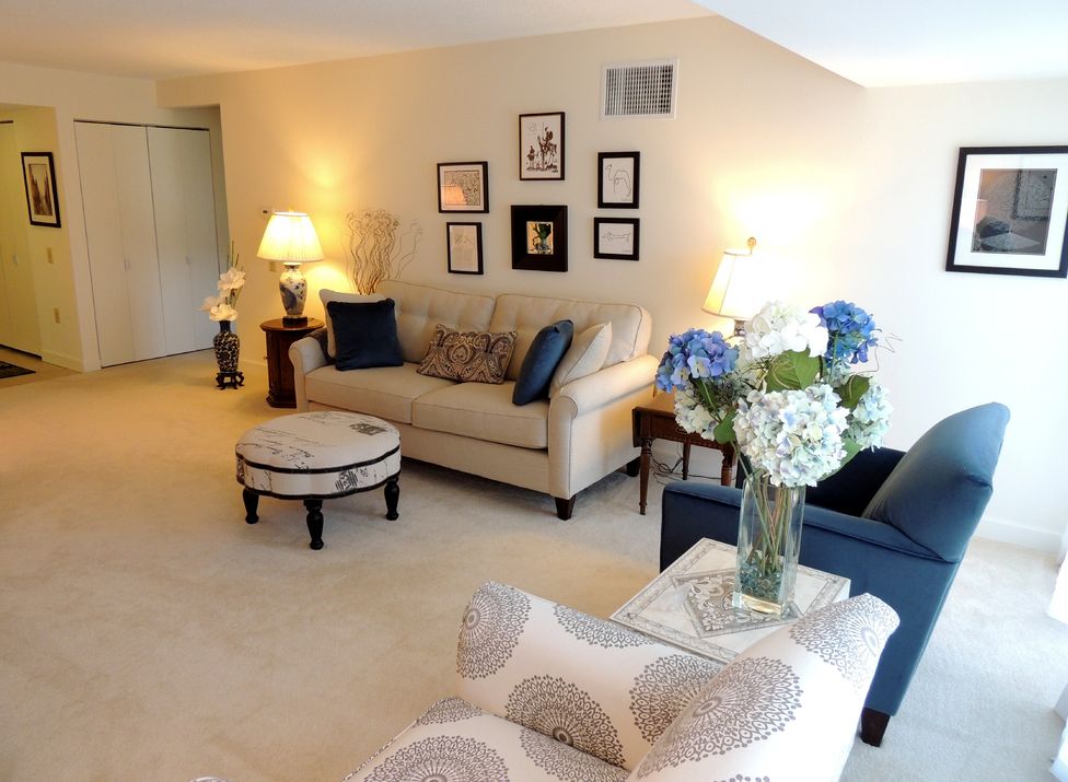 Crown Center At Laurel Lake (UPDATED) - Get Pricing & See 5 Photos in ...