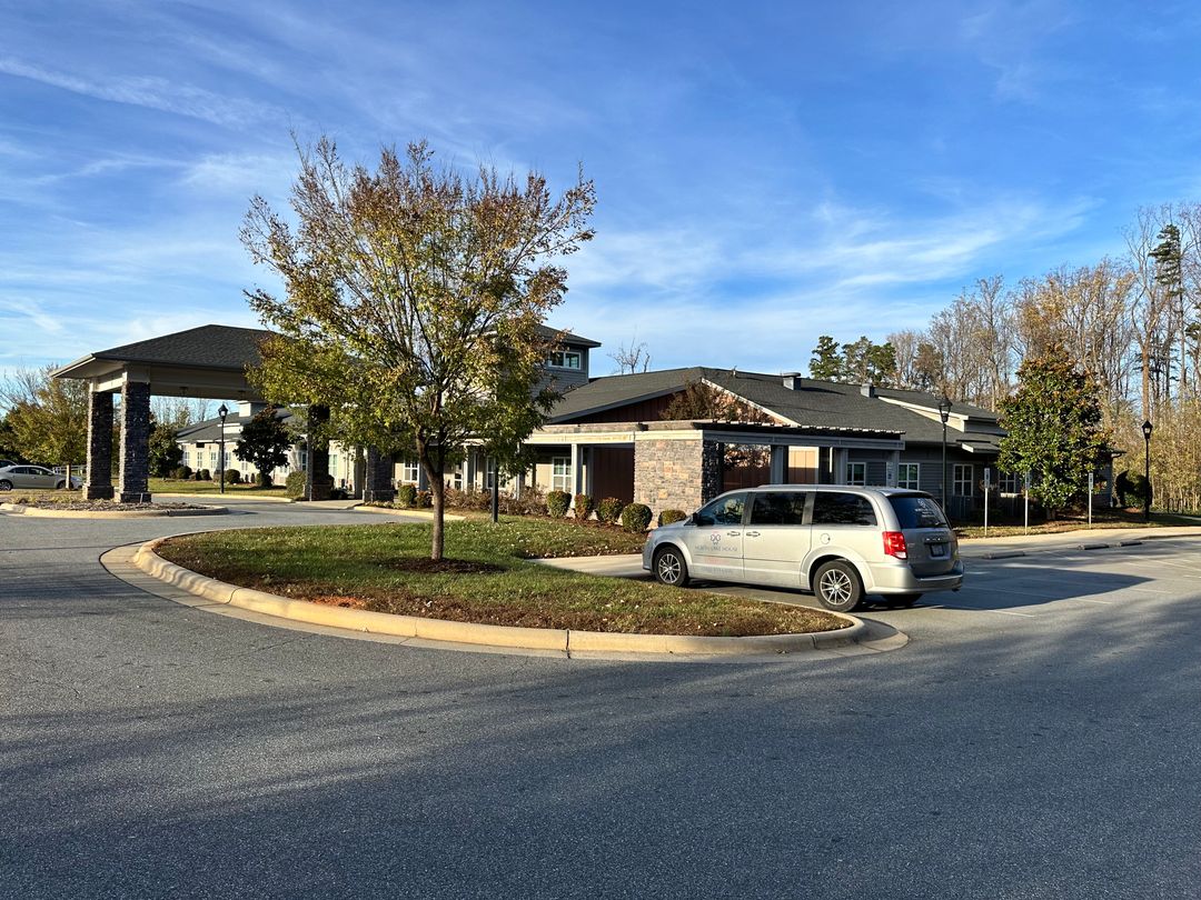 Northlake House (UPDATED) - Get Pricing, See 9 Photos & Read Reviews in ...