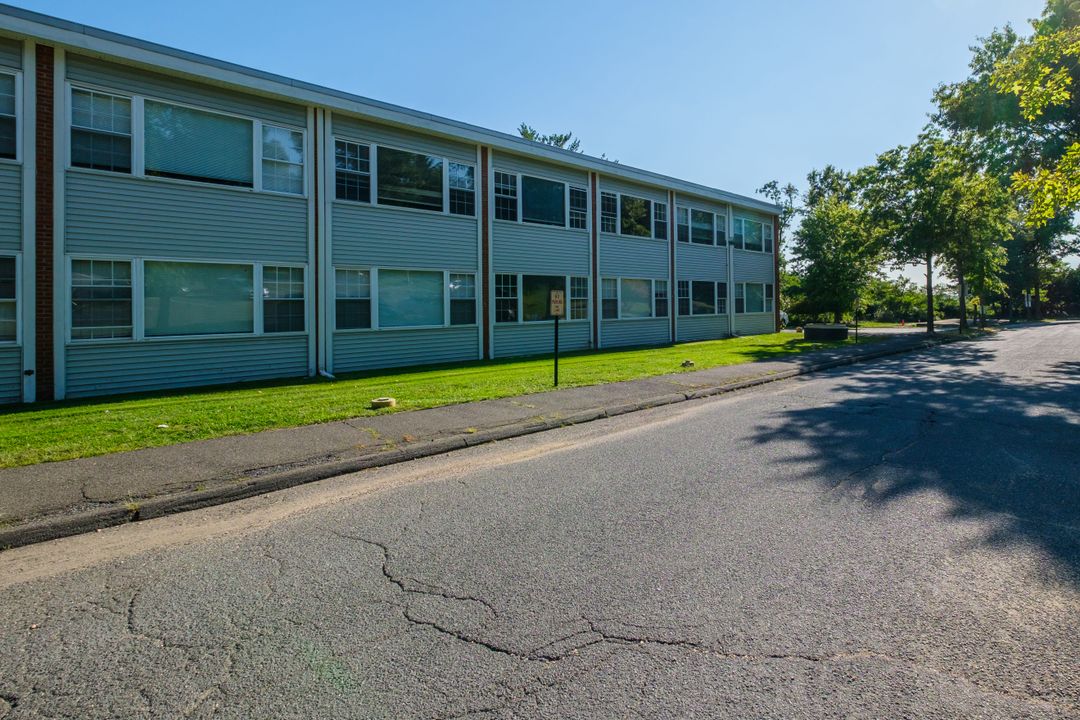 Tappan Zee Manor (UPDATED) - Get Pricing & See 3 Photos in Nyack, NY