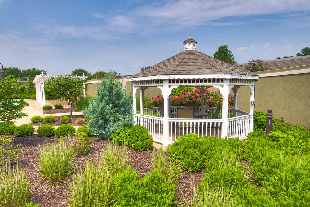 Westside Garden Plaza (UPDATED) - Get Pricing, See 14 Photos & See ...