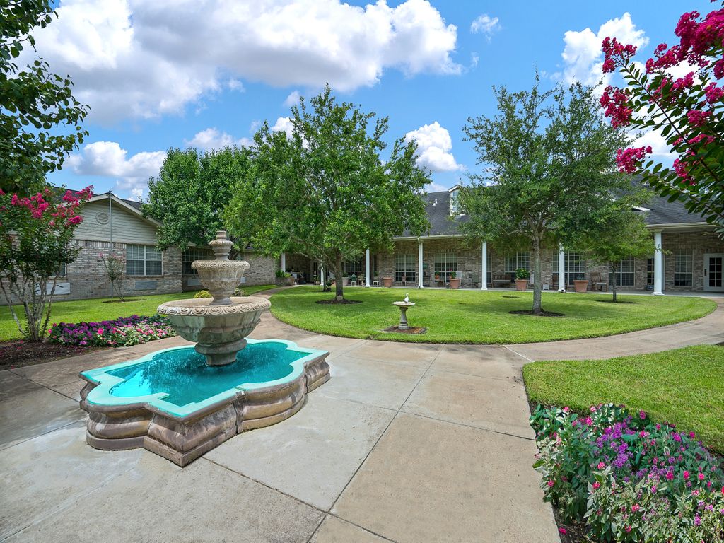 Trinity Oaks of Pearland (UPDATED) - Get Pricing, See 10 Photos & Read ...