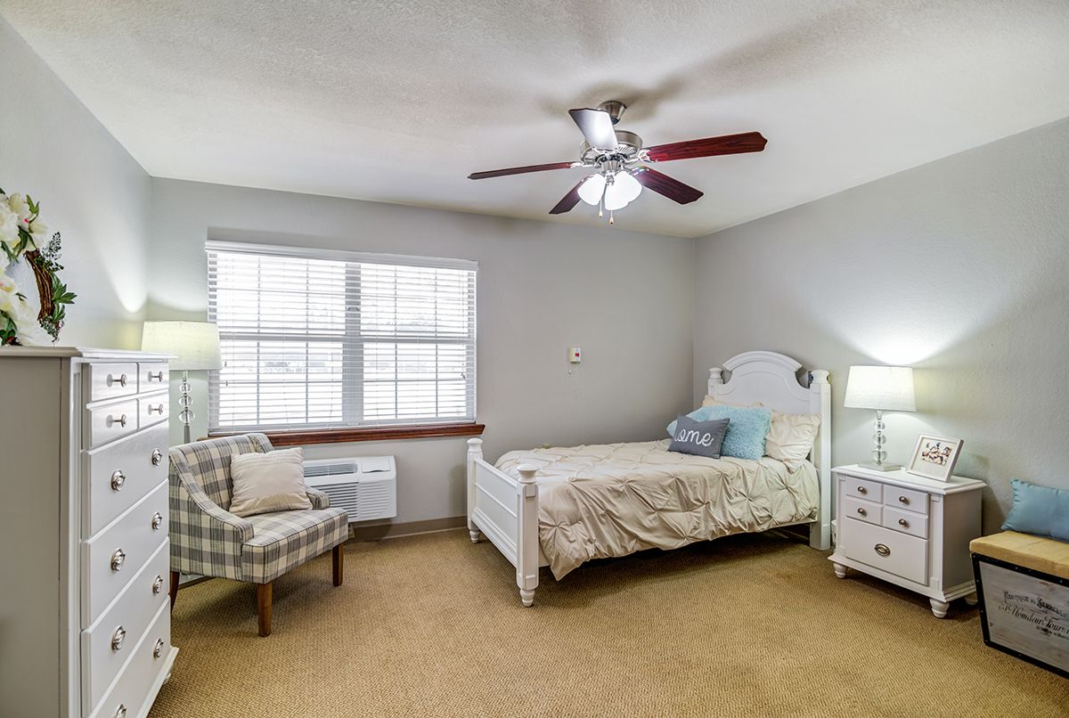 Chisholm Place (UPDATED) - Get Pricing, See 14 Photos & See Floor Plans ...