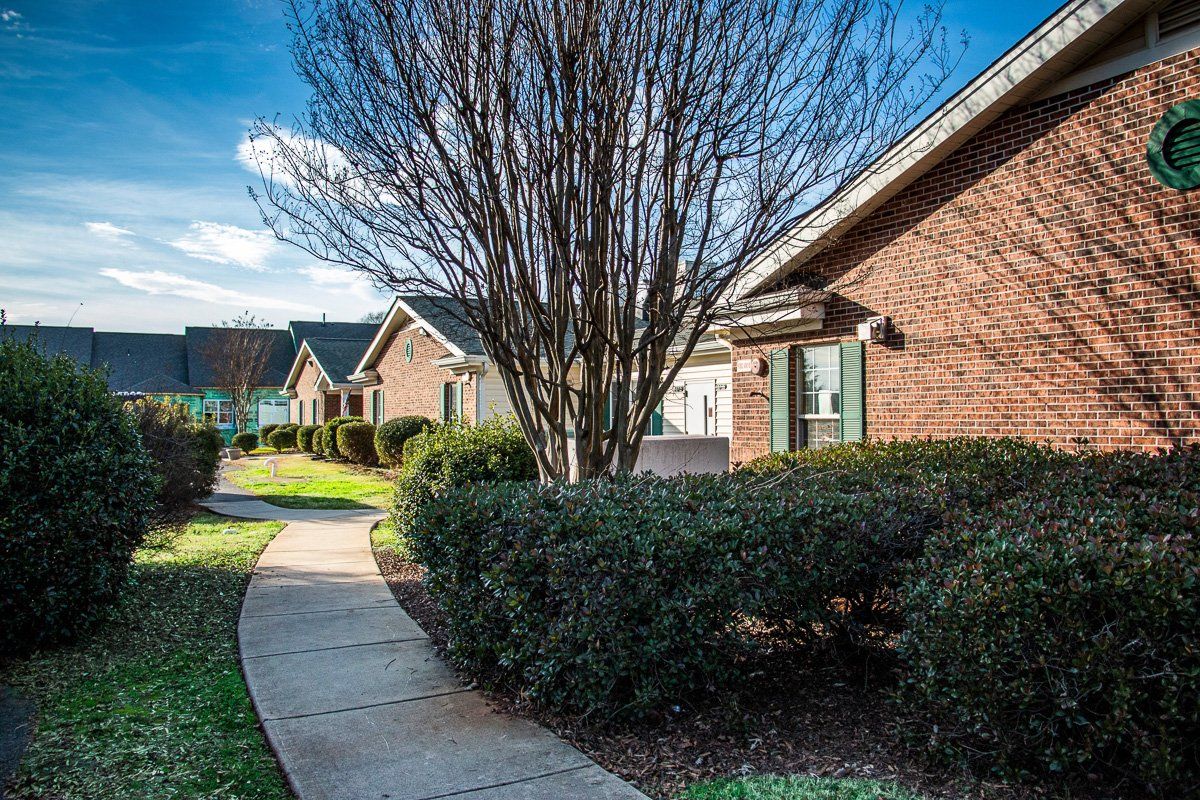 Preston House (UPDATED) - Get Pricing, See 18 Photos & See Floor Plans ...