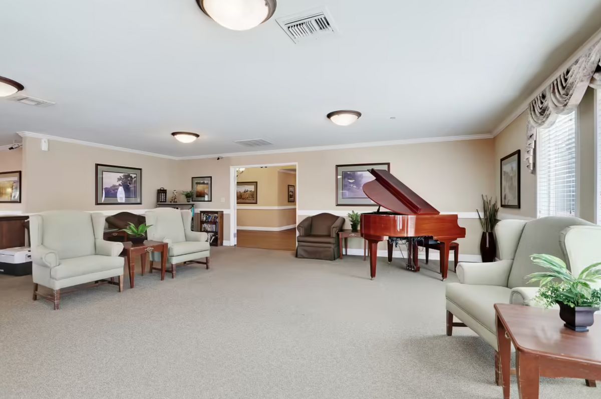 Apple Ridge Assisted Living - Get Pricing & See 57 Photos in Sacramento, CA
