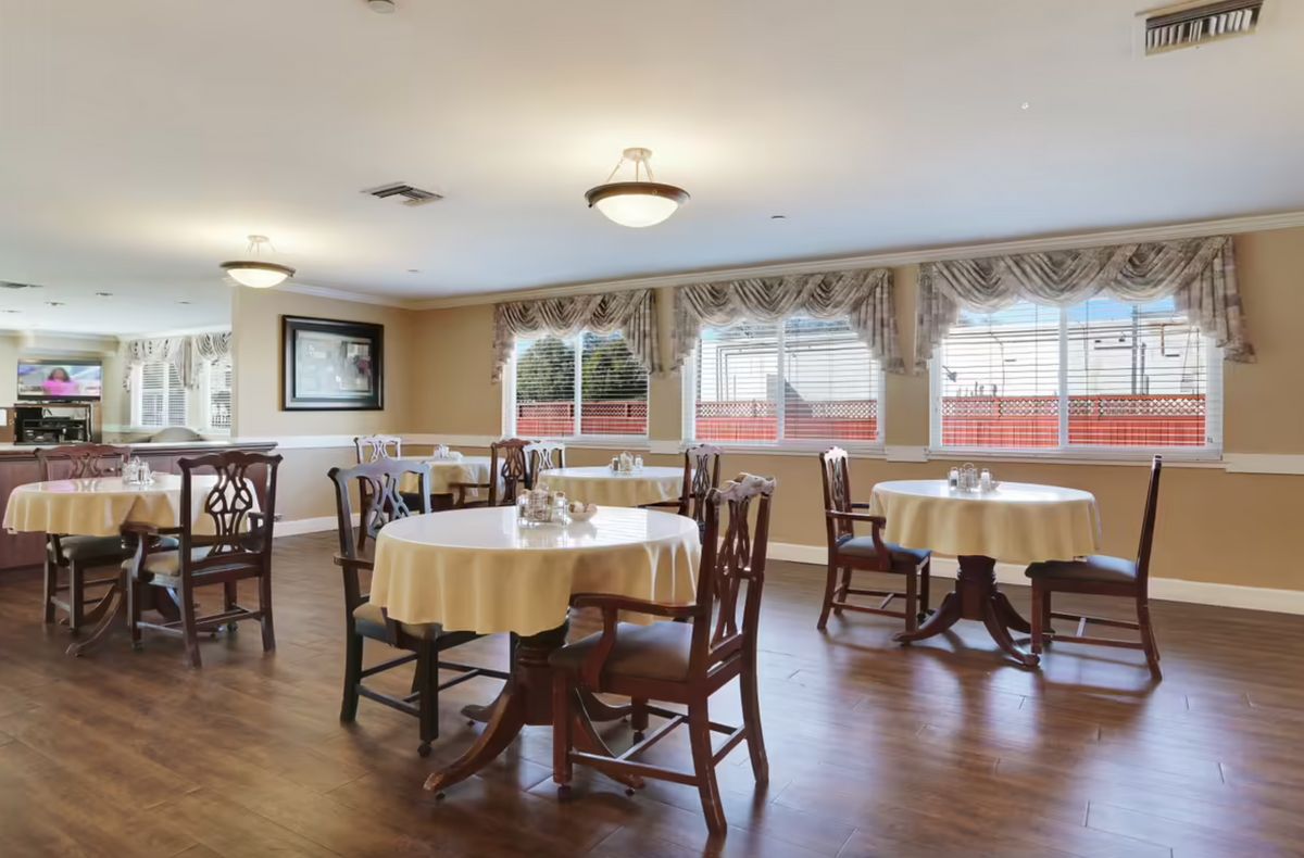 Apple Ridge Assisted Living - Get Pricing & See 57 Photos in Sacramento, CA