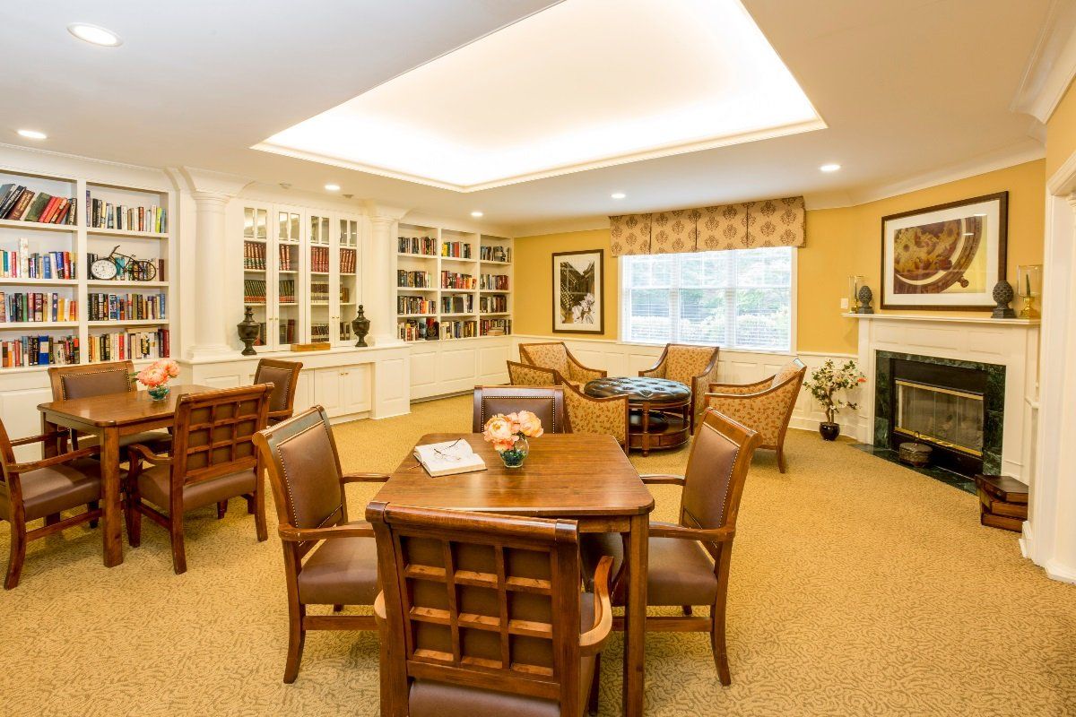 Benchmark Senior Living at Hamden (UPDATED) - Get Pricing & See 14 ...