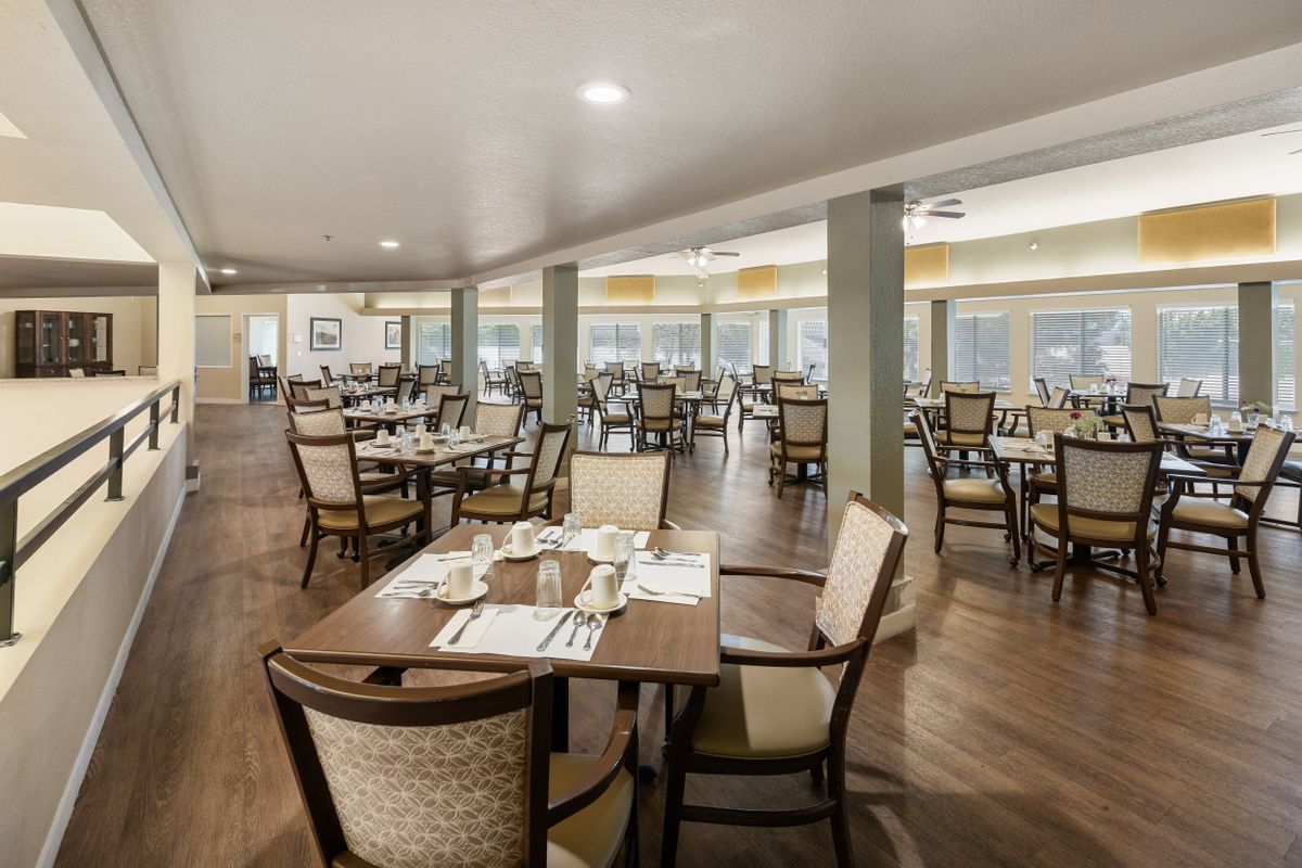 Arcadia Place Senior Living (UPDATED) - Get Pricing, See 64 Photos ...