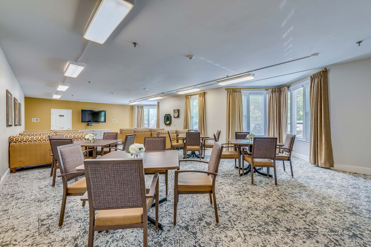 Solstice Senior Living At Guilford (UPDATED) - Get Pricing, See 37 ...