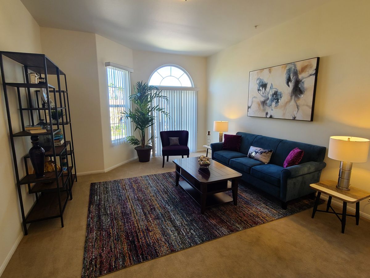 Silvergate Fallbrook (UPDATED) - Get Pricing & See 10 Photos in ...