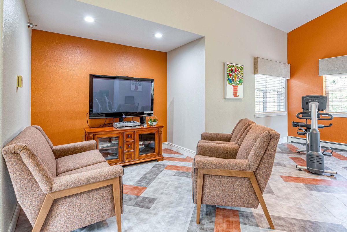 Solstice Senior Living At Fairport (UPDATED) - Get Pricing, See 36 ...