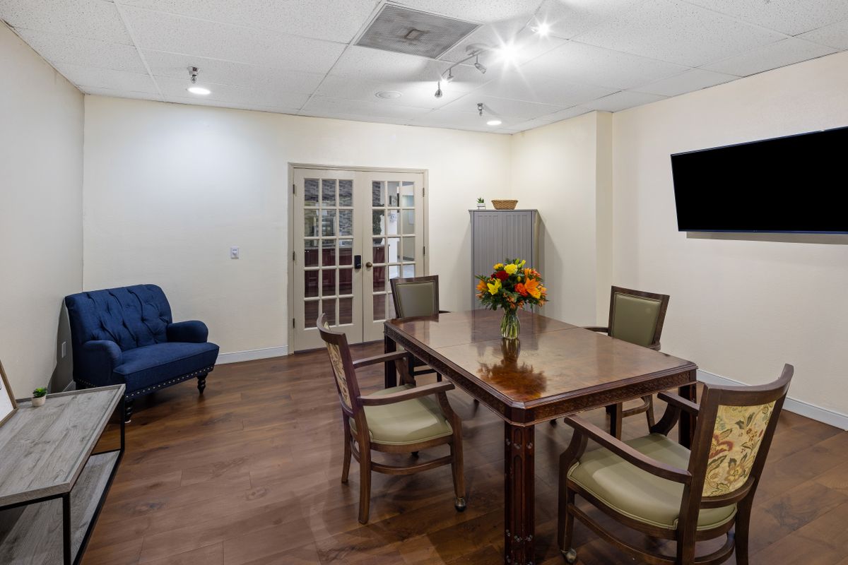 Belleair Towers (UPDATED) - Get Pricing, See 46 Photos & See Floor ...