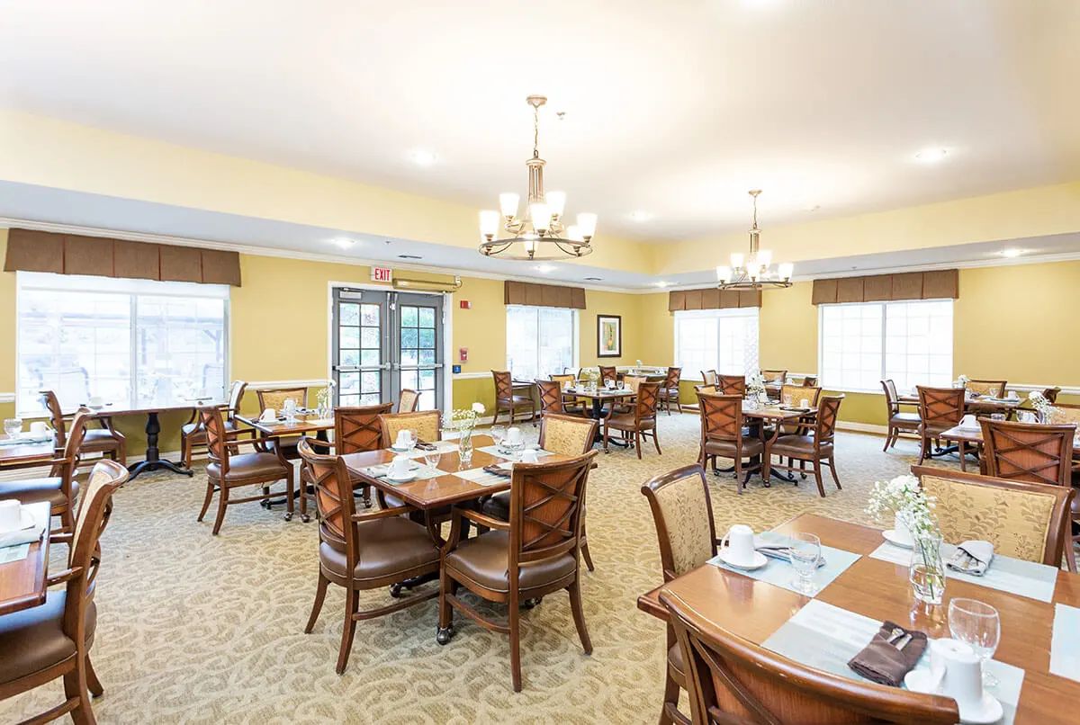 Avista Senior Living Tucson (UPDATED) - Get Pricing, See 19 Photos ...