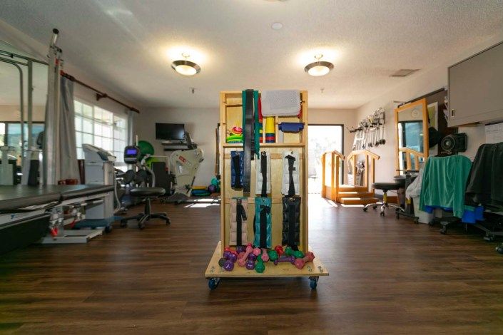 Mission Hills Post Acute Care (UPDATED) - Get Pricing & See 19 Photos ...