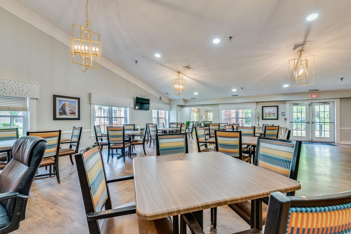 Solstice Senior Living At Groton (UPDATED) - Get Pricing, See 24 Photos ...