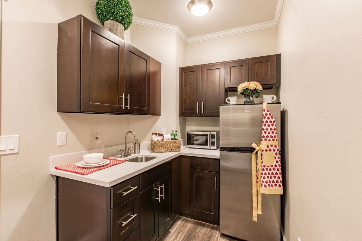 Overlake Terrace Senior & Assisted Living (UPDATED) - Get Pricing, See ...
