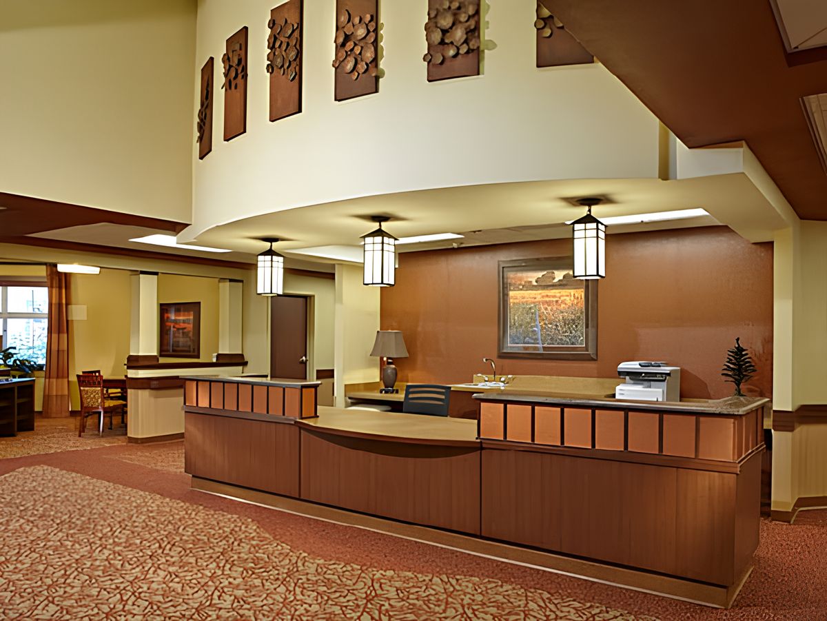 Bend Transitional Care (UPDATED) - Get Pricing & See 12 Photos in Bend, OR