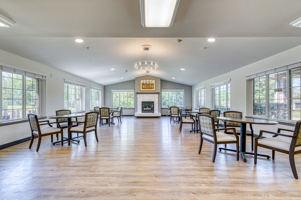 Solstice Senior Living At Grapevine (UPDATED) - Get Pricing, See 38 ...