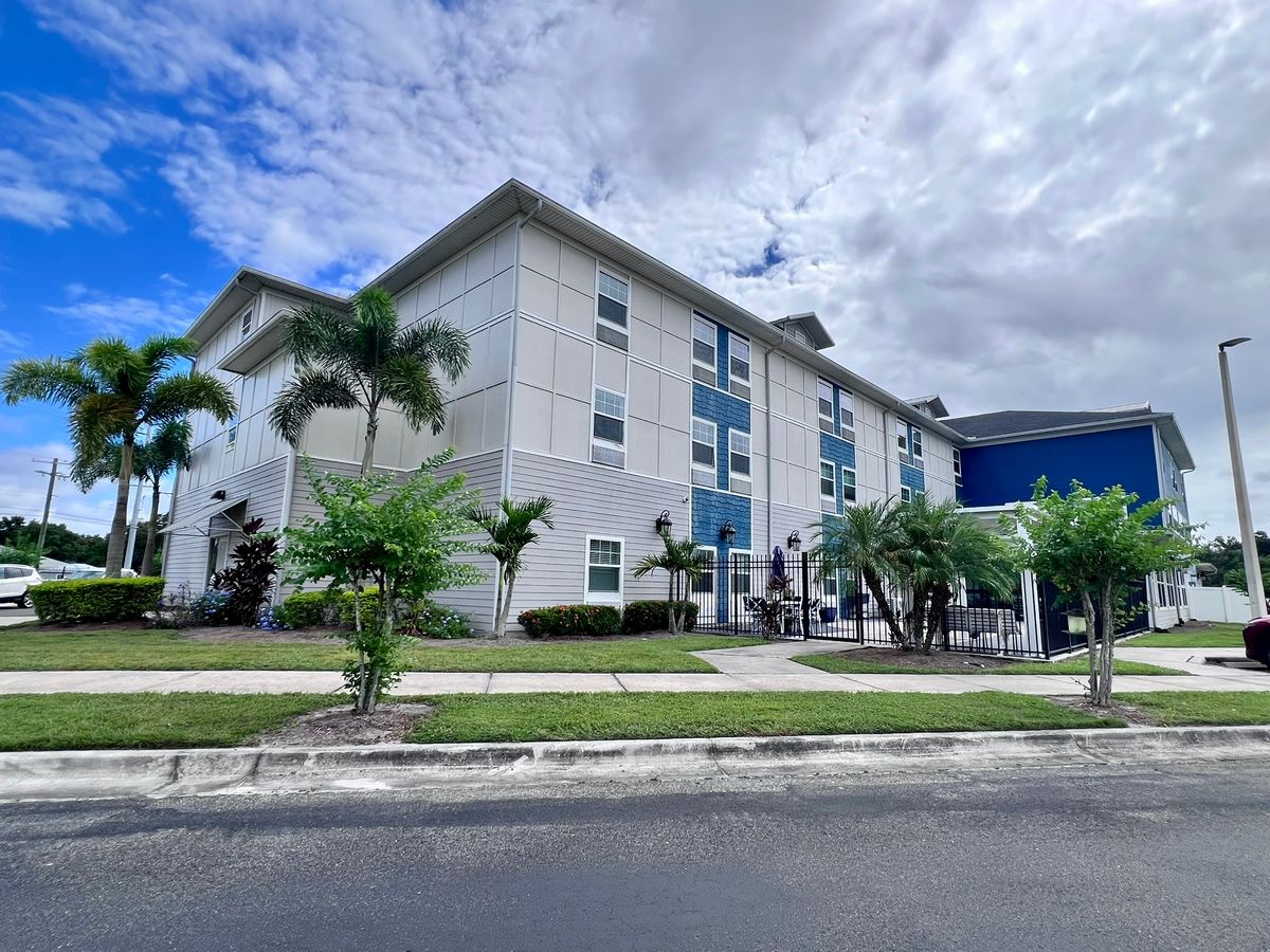 Grace Manor Plant City