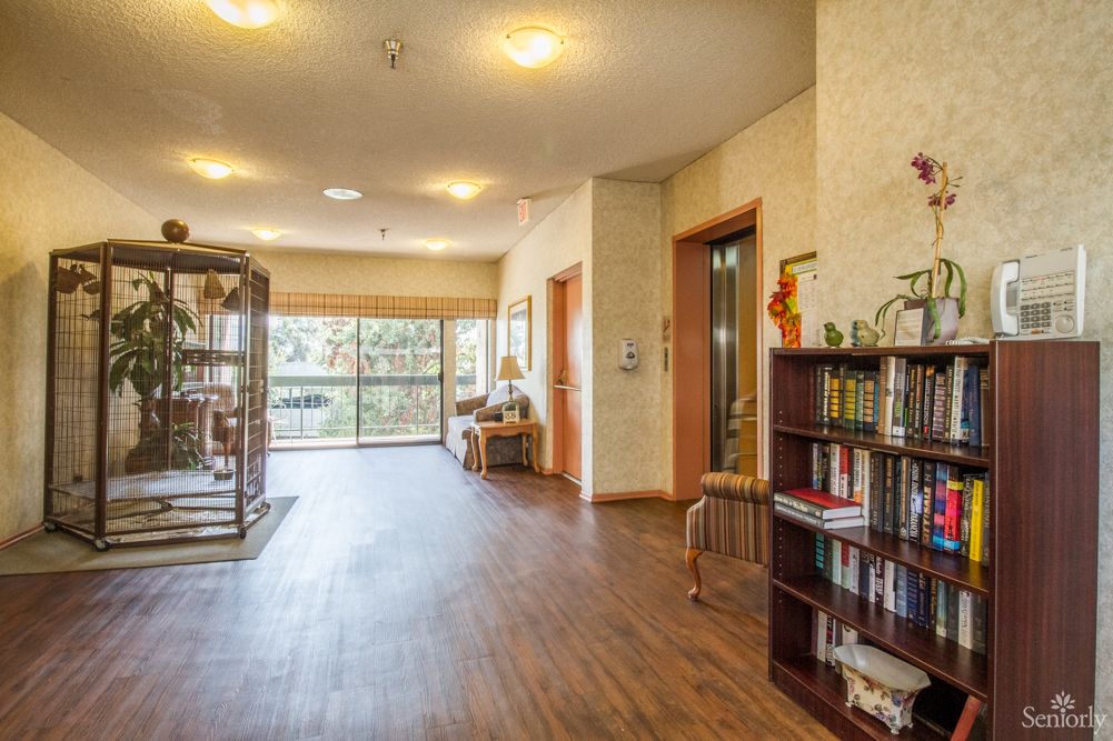 Evergreen Retirement (UPDATED) - Get Pricing & See 36 Photos in Burbank, CA