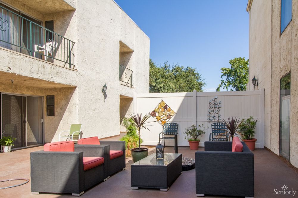 Evergreen Retirement (UPDATED) - Get Pricing & See 36 Photos in Burbank, CA
