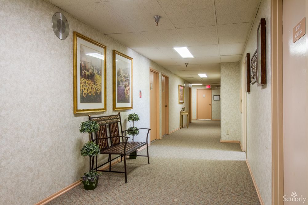 Evergreen Retirement (UPDATED) - Get Pricing & See 36 Photos in Burbank, CA