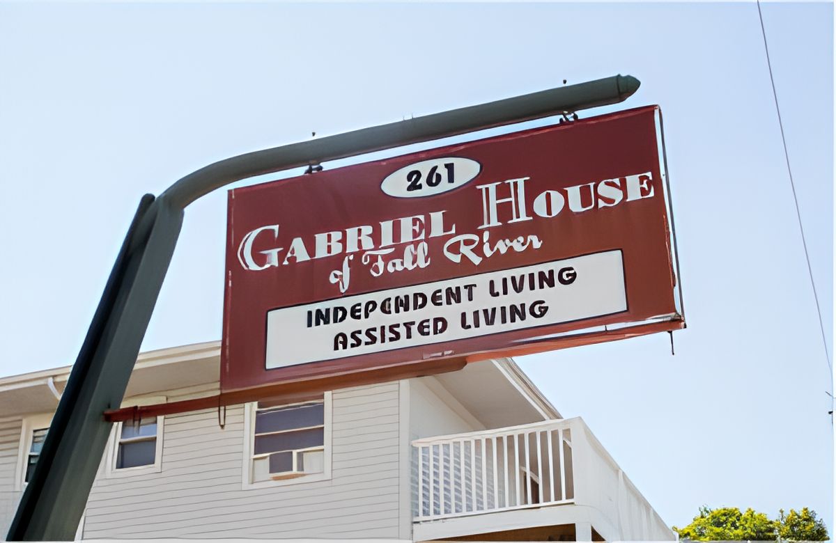 River Falls Senior Living (UPDATED) - Get Pricing & See 7 Photos in ...