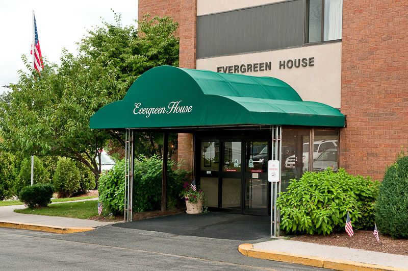 Evergreen House Health Center (UPDATED) - Get Pricing & See 14 Photos ...