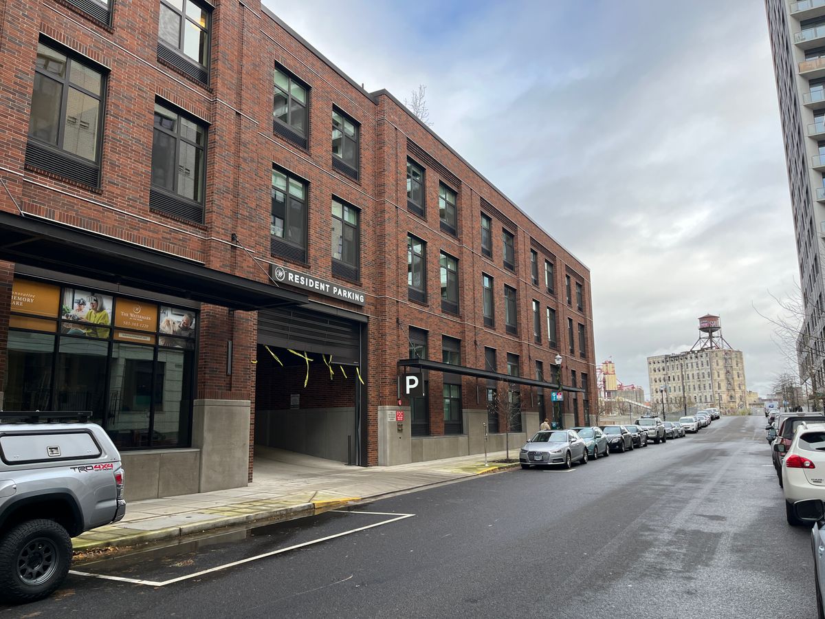 The Watermark At The Pearl - Get Pricing, See 8 Photos, Read Reviews ...